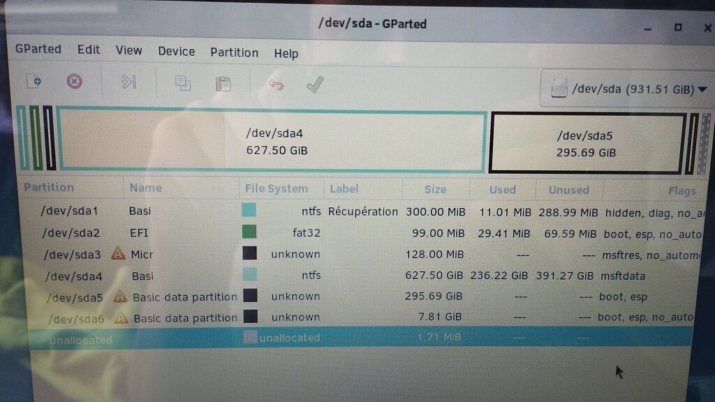 Complete noob struggle to install Clear linux on disk partition - Q&A - Clear Linux OS Forum