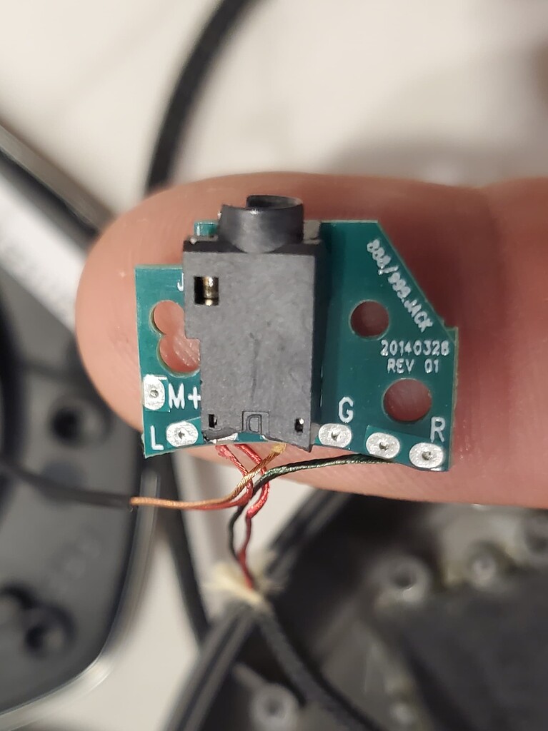 Audio barrel jack for V Moda headphones - Interconnect - DigiKey ...