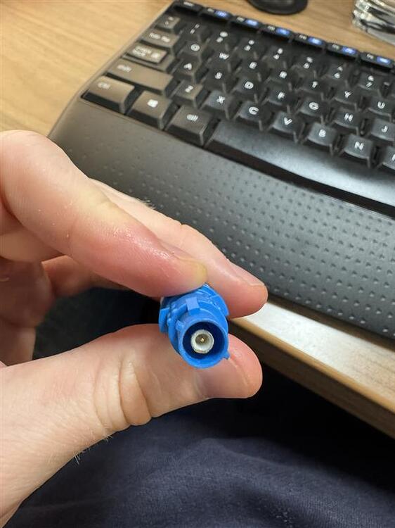 Fakra female to rca male - Cable Assemblies - DigiKey TechForum - An ...