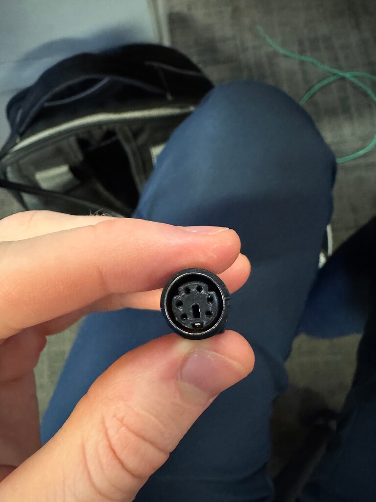 Mini-DIN-6 6 pin to 4 pin - Circular Connectors - DigiKey TechForum ...