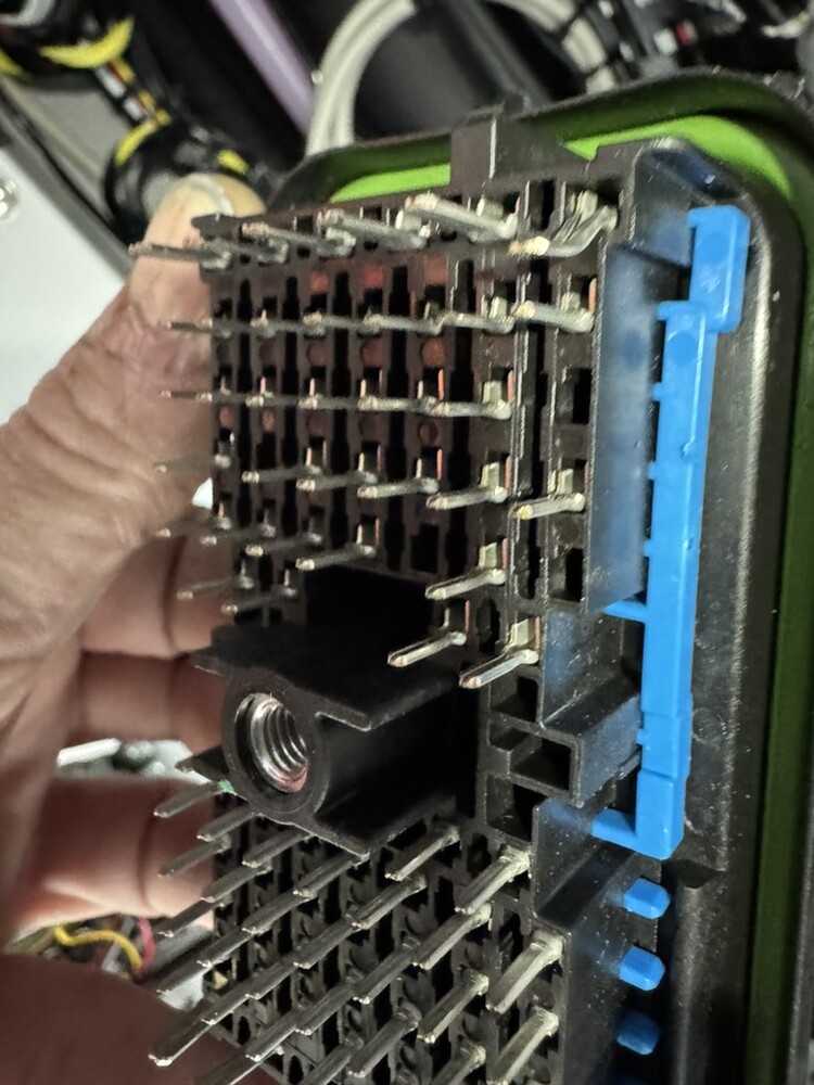 Need help Identifying this connector - Rectangular Connectors - DigiKey TechForum - An ...