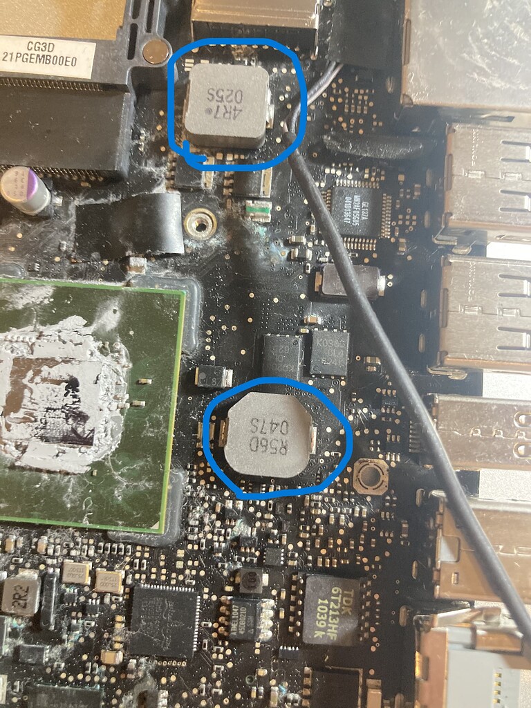 Hi, can someone help me identify these rectangular components ...