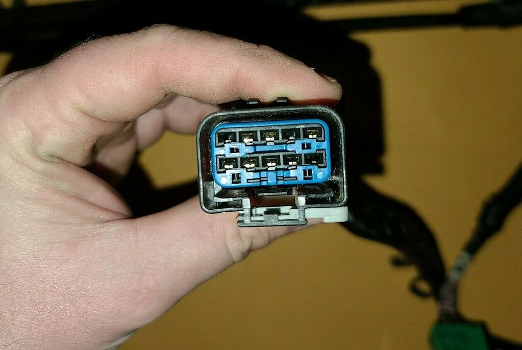 Chrysler caravan connector - Rectangular Connectors - DigiKey TechForum ...