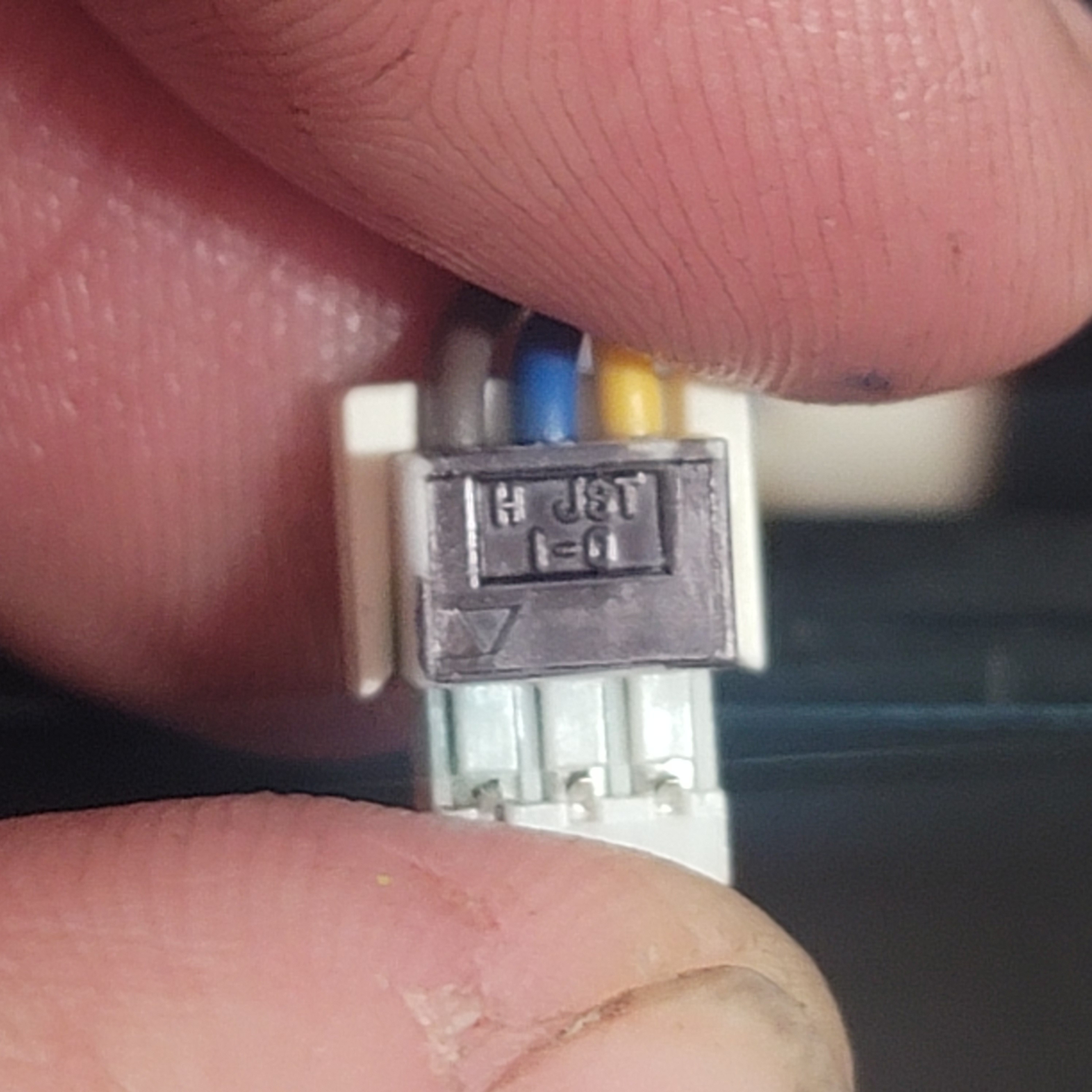 Trying to identify this JST connector - Rectangular Connectors - DigiKey TechForum - An ...