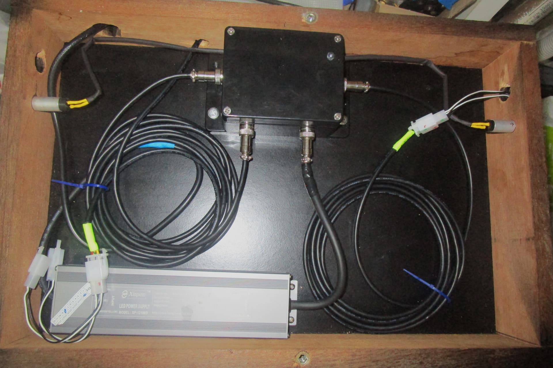 Adding remote signal lights to a fencing scoring box - Maker, DIY ...