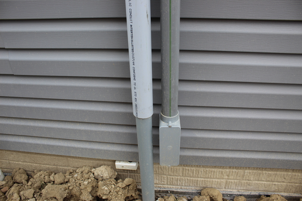 Slip joint at SE Cable Conduit - Electrical Inspections - InterNACHI®️ ...