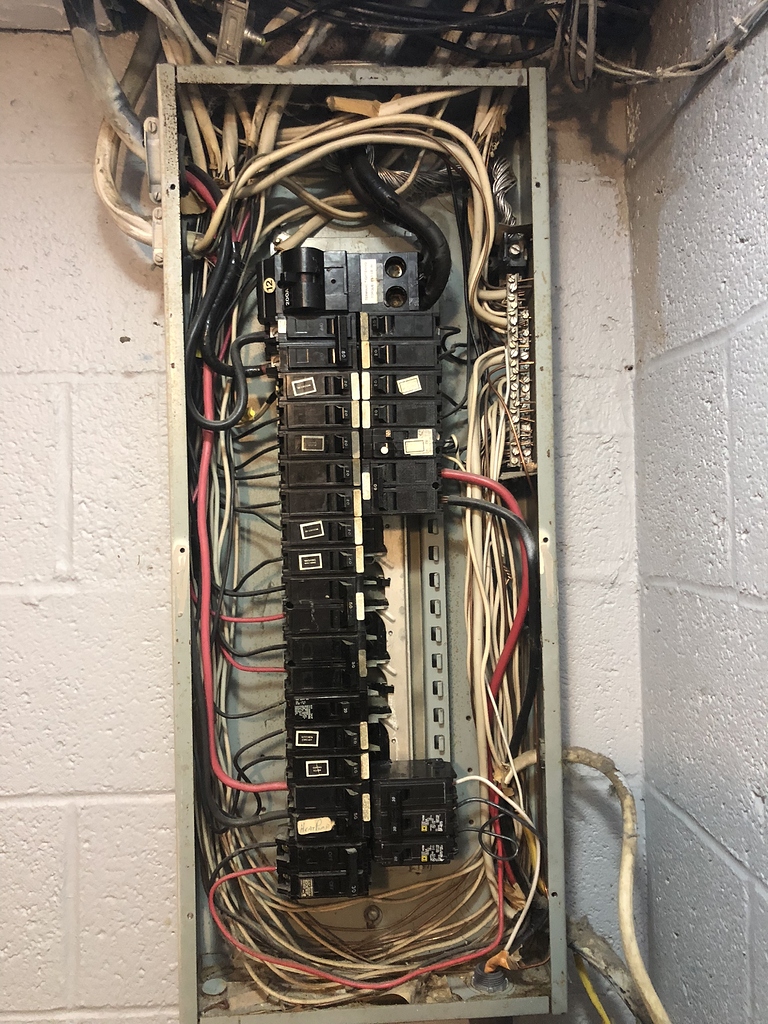 Electrical panel? - Electrical Inspections - InterNACHI®️ Forum