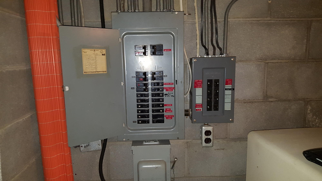 Main service disconnect/generator - Electrical Inspections - InterNACHI ...