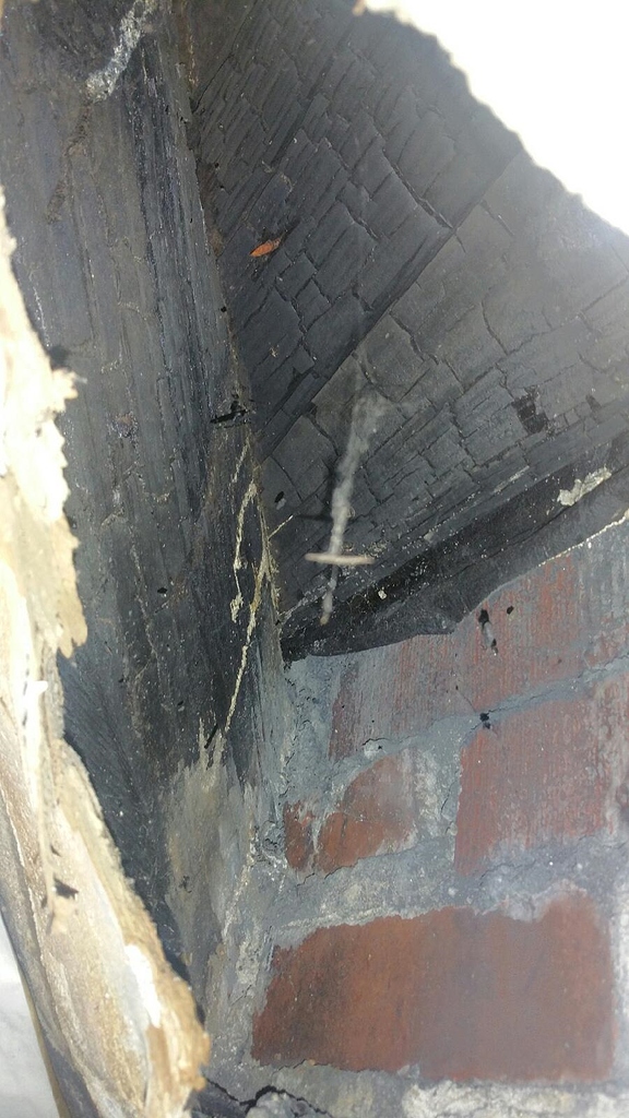 Burnt roof trusses/ framing. - InterNACHI®️ Forum