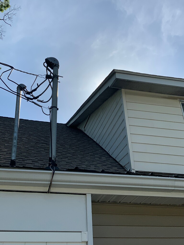 Two Service Masts? - Electrical Inspections - InterNACHI®️ Forum