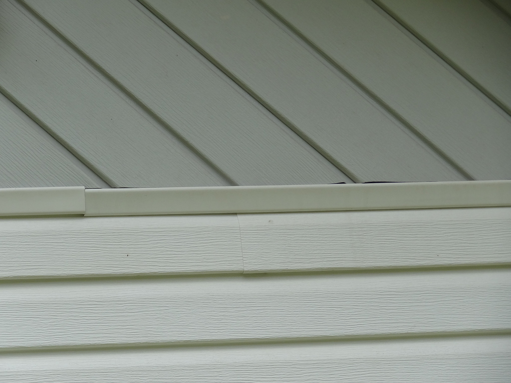 Vinyl siding installed diagonally - Specific Inspection Topics ...