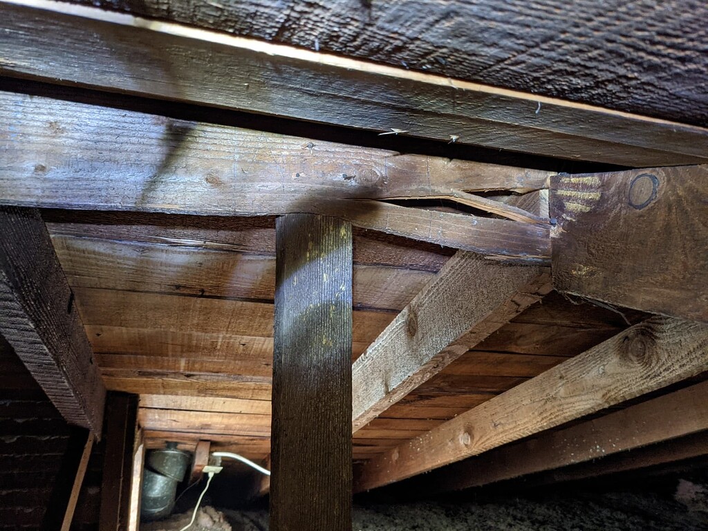 Why you never want to support a non-structural ridge beam (photo ...