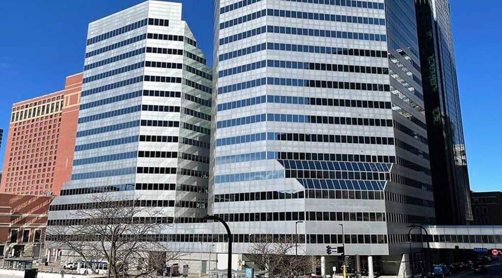 Two office towers just sold for 90% LESS than what they sold for in ...