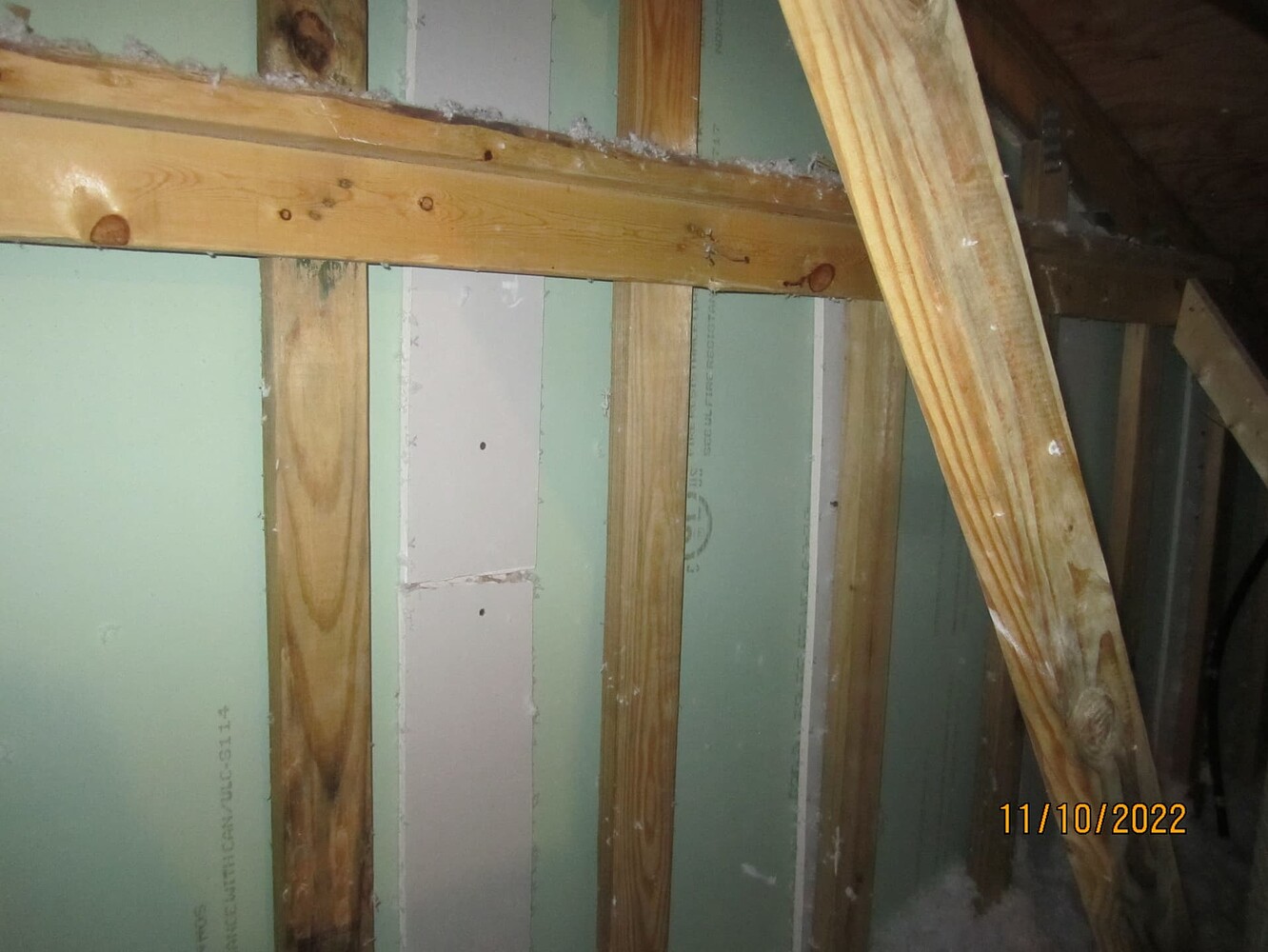 Firewall in townhome attic - InterNACHI®️ Forum