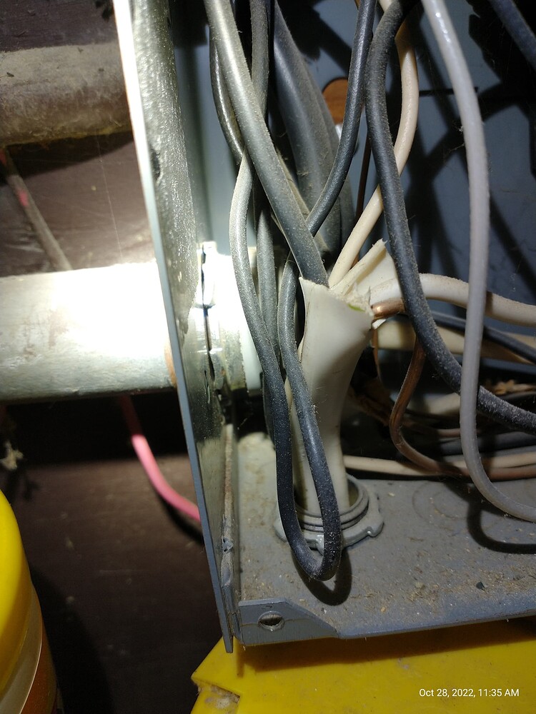 When are Bonding Bushings needed? - Electrical Inspections - InterNACHI ...