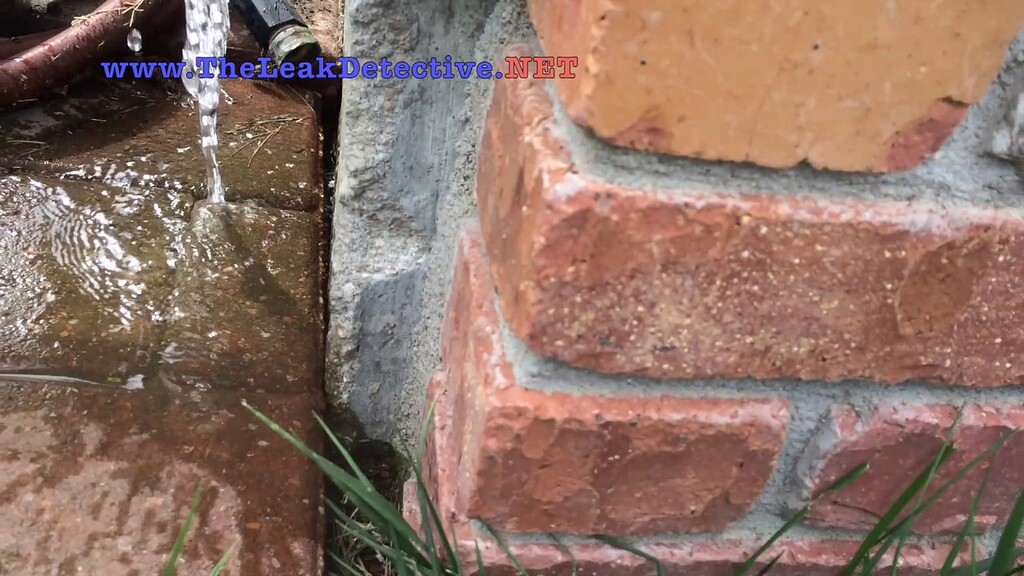 See 'The Leak Detective' comments under video, this is how you embarAZZ ...