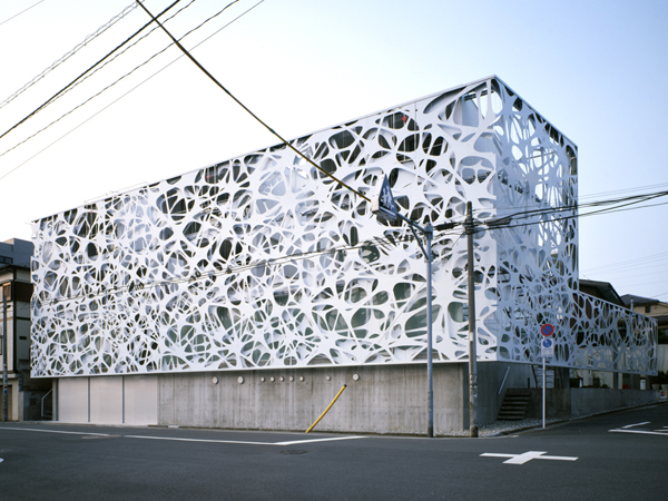 How To Create A Parametric Fenestration Pattern On A Surface Of A Shape 