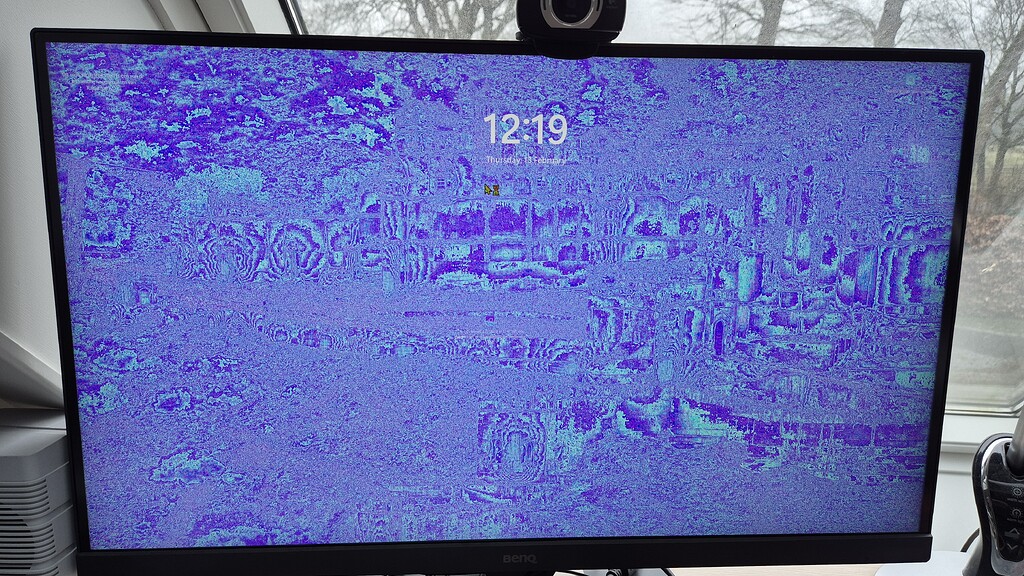 Distorted screen on latest windows 11 drivers (572.16) and A5000 - Page ...