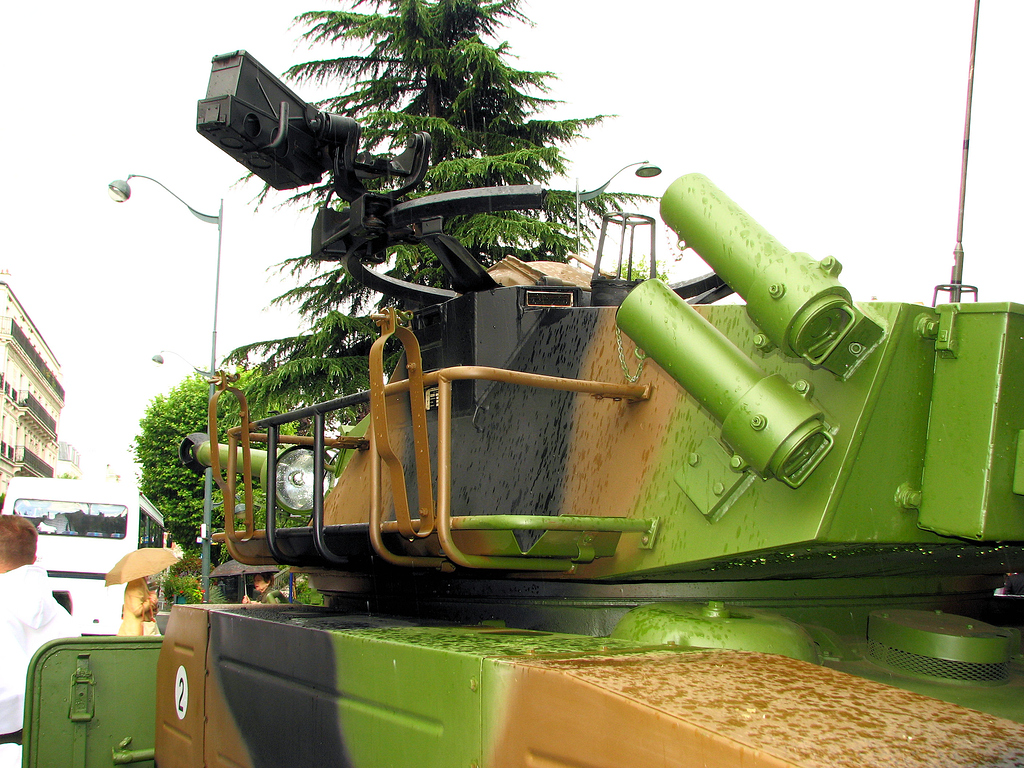 Revolve shape around two superposed circles of different radius ...